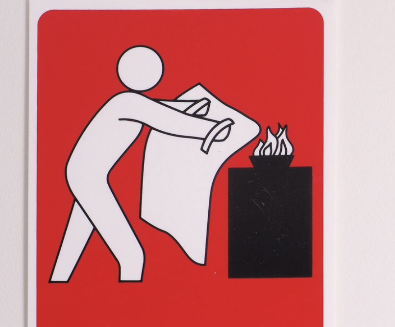 What Is A Fire Blanket and How Do You Use It?